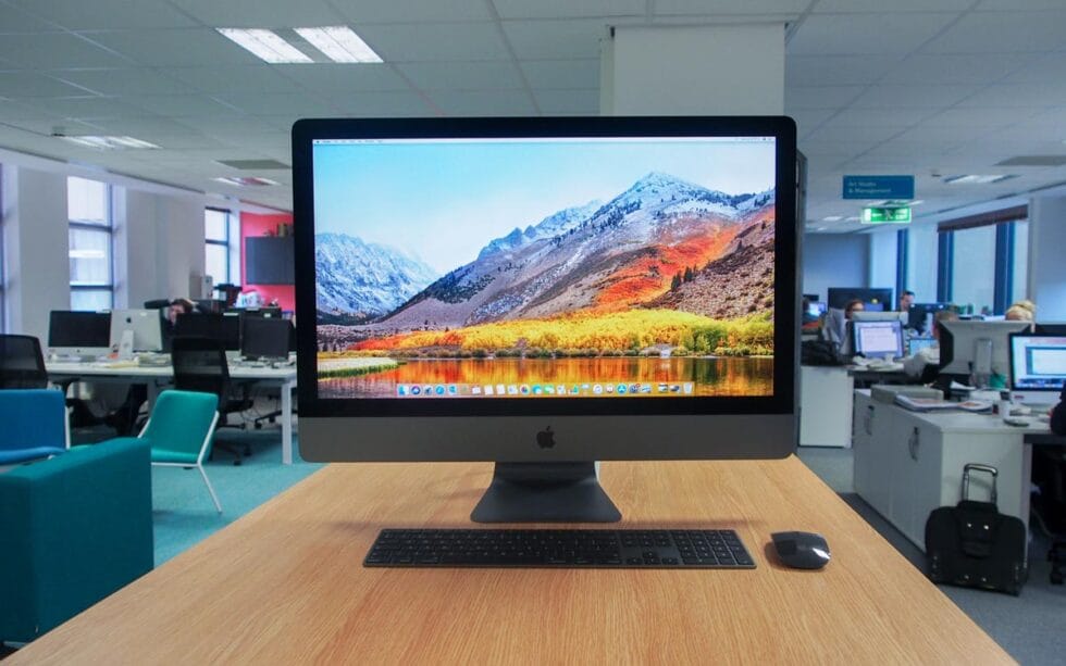 Mac Vs PC: Which Is Best For Graphic Designers In 2024?