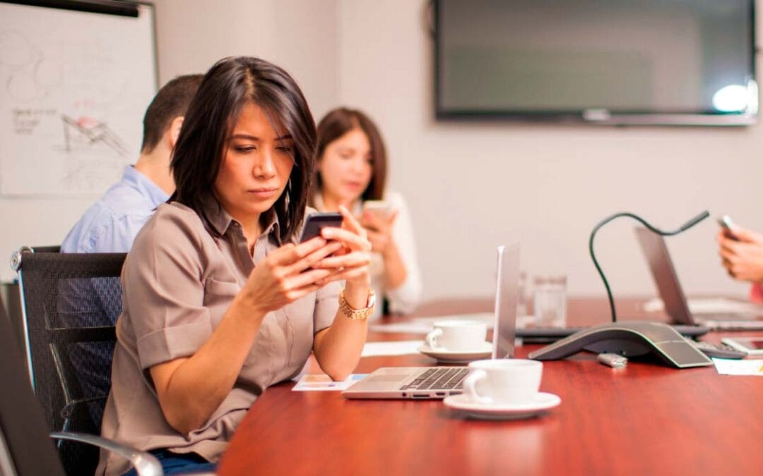 6 Best Steps To Build A Productive Workplace At Home In 2022