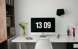 The Perfect Graphic Designer's Home Office: 2025 Setup Guide