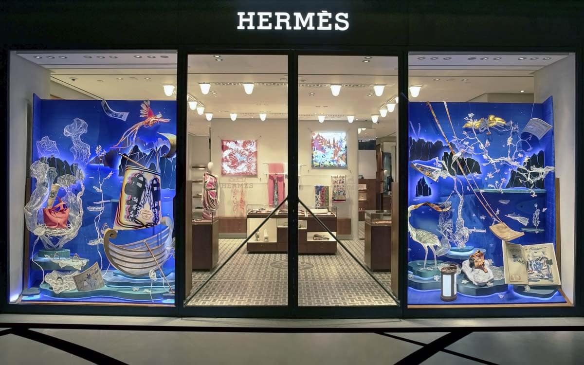 10 Marketing Ideas To Increase Foot Traffic In A Retail Store